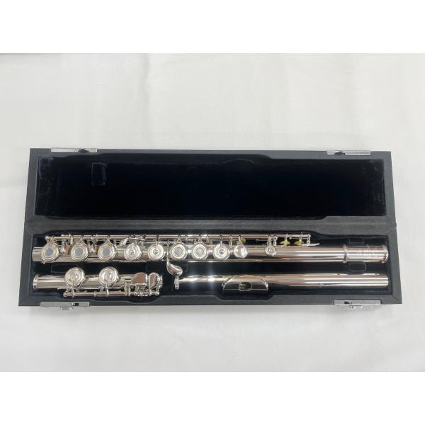 本商品は新品になりますが、店頭展示品のため細かなパーツのくすみ等がある場合がございます。品質には問題ございませんが、展示品であることをご理解のうえご購入ください。エチュードは、サンキョウフルートの初級モデル。パーツの一つひとつまで上級モデル...