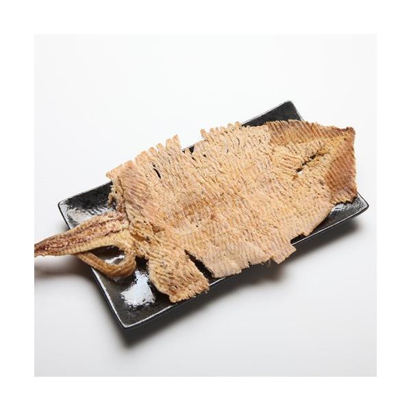 北海道産のスルメイカをのして柔らかく食べやすくしました。硬いスルメは苦手という方も、こののしスルメなら安心。柔らかく噛むたびにイカの旨味が滲み出してきます。お酒のおつまみに、お子様のおやつにぜひのしスルメをご利用ください。【内容量】のしする...