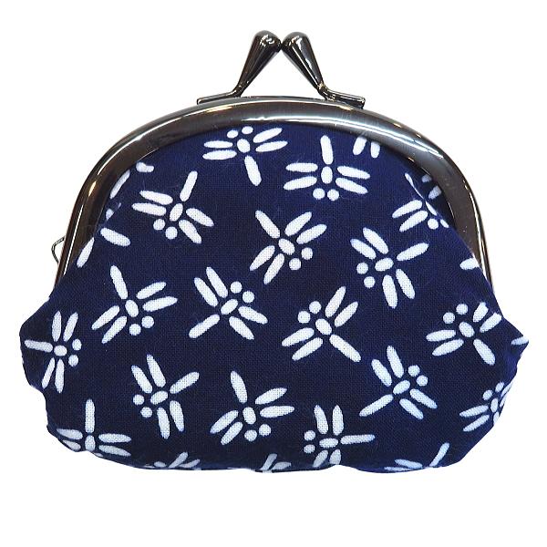 ◇とっても可愛いがま口デザイン！レトロモダンでお洒落な小銭入れです。◇ちょっとした小物整理にも重宝します！◇タテ９ｃｍ　×　ヨコ１２ｃｍ◇表生地：綿１００％　日本製＊パソコンのモニターや光の加減により、実際とは若干色が異なる場合があります。