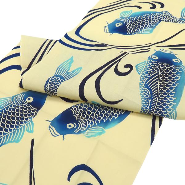 ◇昔も今も、人々に愛されている手ぬぐいです。◇東京いろはの手ぬぐいを染め上げているのは、 日本で生まれた独自の伝統製法、注染です。注染は、無地の反物生地に染料を注いで染めあげて、 美しい柄をつくり出します。糸の一本一本が染まるから、生地の上...