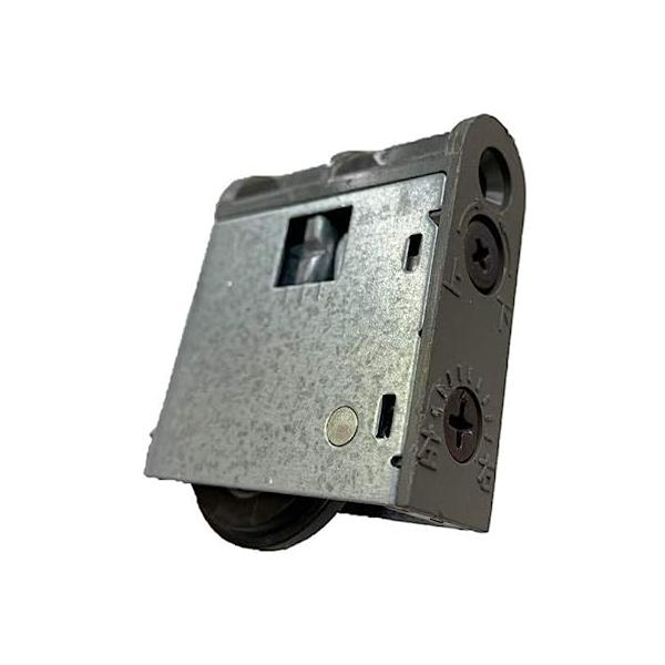 ◆本体材質：ABS+鉄/STEEL・コマ径：30(Y型)・コマ材質：POM・軸受：ボールベアリング◆耐荷重(2個使用時)40kg