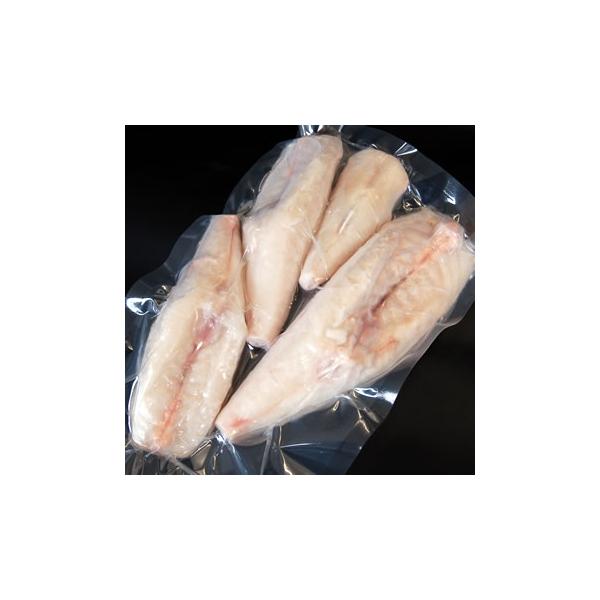 ◆商品内容　浜坂産　ヒガンフグむき身（冷凍）　2~5尾で約400-450ｇ入り　※大小あり　※真空パック入り◆賞味期限　解凍前；冷凍保存で約1ヶ月　解凍後；冷蔵保存で2日◆お召し上がり方　流水で一気に解凍後、鍋もの、焼きもの、から揚げ、みそ...