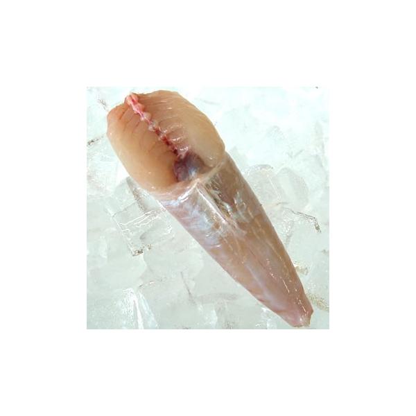 ◆商品内容　兵庫県浜坂産　ショウサイフグむき身（冷凍）　3〜5尾で約500-550ｇ入　※大小あり　※真空パック入り◆賞味期限　解凍前；冷凍保存で約1ヶ月　解凍後；冷蔵保存で2日◆お召し上がり方　流水で一気に解凍後、鍋もの、焼きもの、から揚...