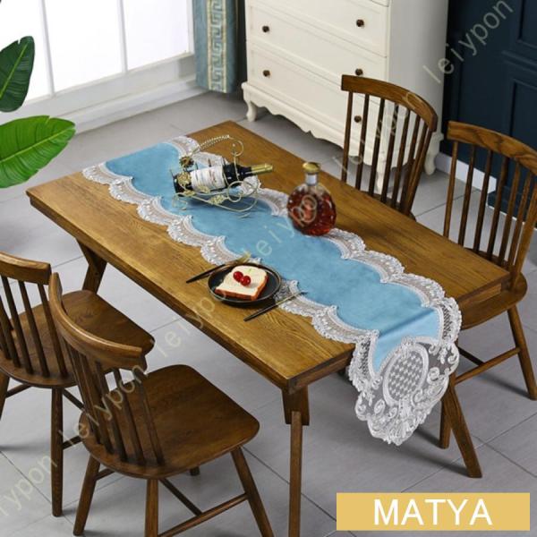 ★インテリア：テーブルランナーは上品な柄がシックで華やかな雰囲気を作り、シンプルなのにエレガンスをプラスできるアイテムです。部屋のインテリアに見事に調和できます。★素晴らしいデザイン：このテーブルランナーのデザインは、ミニマリストの感触を与...