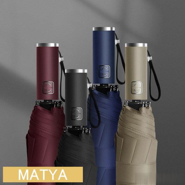 【商品名】：折り畳み傘 雨傘【生地】：ポリエステル【カラー】：グリーン、ネイビー、ブラック、カーキ、ワインレッド【中棒】：ステンレス*骨の本数：10本 *収納時全長： 3段折32cm*開く時直径：105cm*重さ：約430ｇ【商品説明】UV...