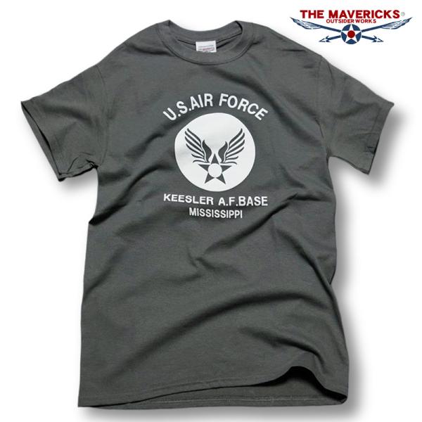 「THE MAVERICKS」スタンダードTシャツ・ミドルウェイト6.1ozモデル※「THE MAVERICKS OUTSIDERWORKS」は登録商標（登録番号：第6215840号）定番のU.S.AIRFORCEモデル前面はおなじみの米空...