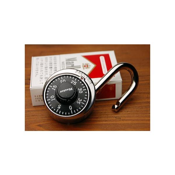 信頼性の高さでUS.POLICEやハーレーダビッドソンなどに商品供給している世界ナンバーワンのセキュリティーメーカー「MasterLock」社の「コンビネーションロック」・アメリカ製です。・規定の数字に何度かダイヤルを合わせ引っ張ると「ガシ...