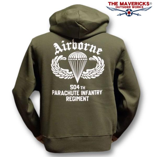 「THE MAVERICKS」10オンス裏起毛フルジップパーカーAIRBORNE（パラシュート部隊）のモデル。前面左胸には「U.S.PARATROOPS」マーク、背面にはAirborneパラシュートマークと「504th.P.I.R(第504...