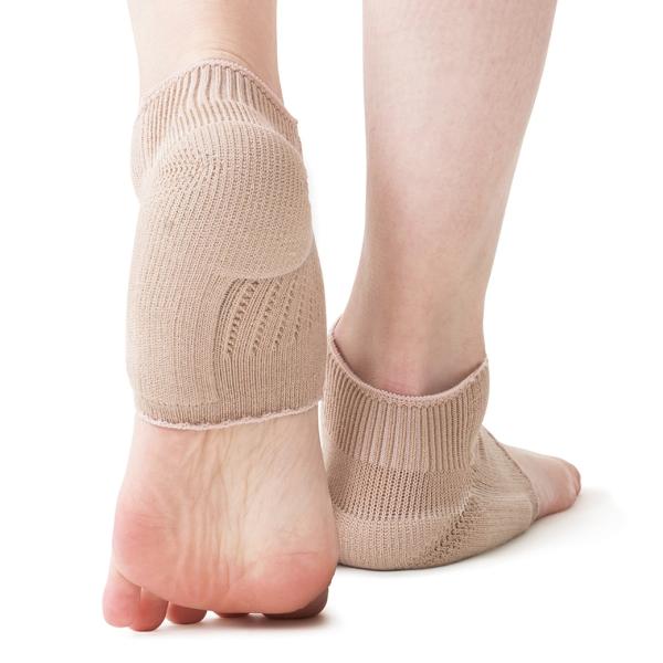 履くだけで正しい歩行をサポート。足腰ピンとサポーター 4枚組「最近、歩く姿勢が気になる」「足腰への負担を和らげたい」そんなお悩みに。履くだけで自然と内側荷重を促し、バランスの悪い歩き方をサポートする日本製のサポーターです。毎日の歩行をより快...