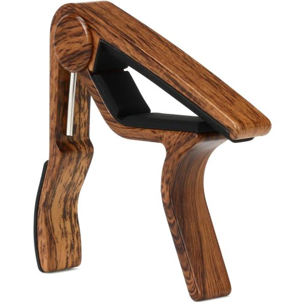 KALA カラ ウクレレ用カポタスト Ukulele Capo ワンタッチタイプ Walnut K-CAPO-WLT 【国内正規品】 ・ウクレレの傷つきを防ぐシリコン製のパッド付き・メーカー側の意匠変更により、予告なく外観上のデザイン・カラ...