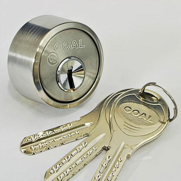 GOAL（ゴール）のL（ASLX））、LG、LGK、HD、LDKなどのかんざしピン止めタイプのシリンダーの交換用です。V-18ディンプルキー、3本付属。