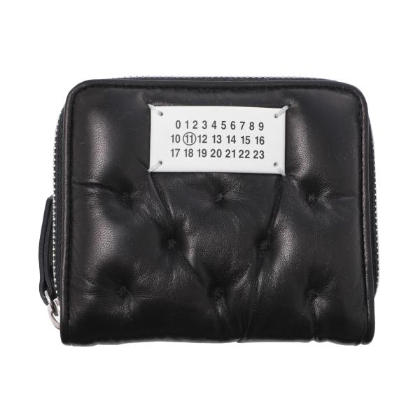 【アウトレット】メゾンマルジェラ / Maison Margiela / 2つ折り財布モデル：WALLET COMPACT ZIP AROUNDサイズ：約縦8.5cm×横11cm×厚み2cm素　材：表地:羊革 / 裏地:100%ビスコースカ...