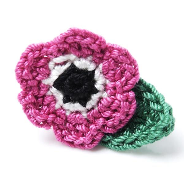 サンカルリーノ / San Carlino / ブートニエールモデル：ANEMONE アネモネサイズ：約全長3cm素　材：ニット / メタルカラー：GAROFANO ピンク品　番：anemone garofano提　供：【3,850円(税込...