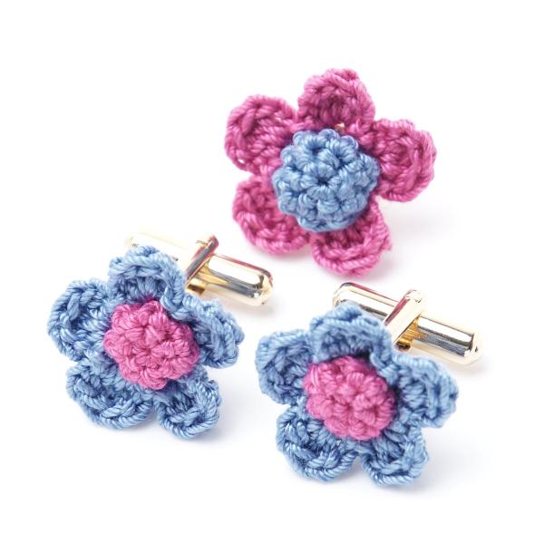 サンカルリーノ / San Carlino / カフスボタン&amp;ブートニエールセットモデル：FRAGALIA フラガリアサイズ：約全長2cm素　材：ニット / 金属カラー：GAROFANO パープル品　番：fragalia cuf提　...