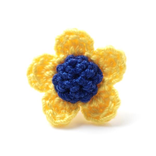 サンカルリーノ / San Carlino / ブートニエールモデル：FRAGARIA フラガリアサイズ：約全長2cm素　材：ニット / メタルカラー：LIMONE イエロー品　番：fragaria limone提　供：【3,850円(税込...