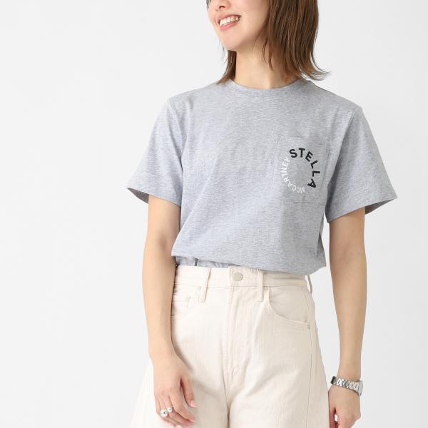 ステラマッカートニー / STELLA McCARTNEY / クルーネックTシャツ / KIDS キッズ ガールズ【2026年春夏新作】モデル：ロゴT 胸ポケットサイズ：10, 12, 14素　材：表地:100%コットン / 一部:90%...