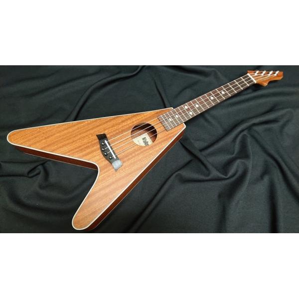 ハードロックとハワイアンの融合です。オフセットのＶシェイプスタイルが、目に飛び込むインパクト” ” のウクレレです。ハードなリフ?テクニカルな早弾き?ウクレレでプレイしませんか？MU-V3 BR ■サイズ: テナー■トップ: サペリ ■サイ...