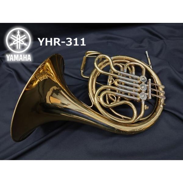 ヤマハのシングルホルンの中古が入荷！かなり古い楽器でキズや凹みが多数ございますが演奏は可能です。ロータリー調整済み。E♭替管付き。