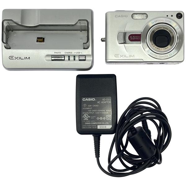 CASIO EXILIM ZOOM EX-Z50 デジタルカメラ中古のお品です。本商品は、画像に写っている商品内容が正確なセット内容です。  まれに商品名の表記ゆれが発生する場合がございますが、画像が正しい情報となりますので、必ず画像をご確...