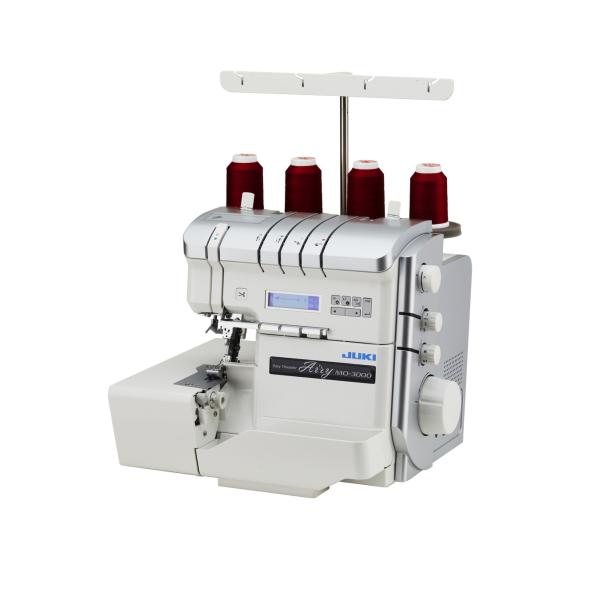 外形寸法（幅×高さ×奥行mm）：350×340×310質量（kg）：11.2kg縫製スピード：最大 1,500針／分【付属品】小回り押え / ひざ上げレバー / 針ケースと針/ 閉じ針 / T字ドライバー / 六角ドライバー / ピンセット...