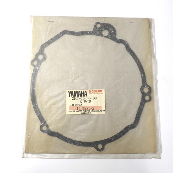 適合車種：XS1100 1978~82年使用箇所：右ジェネレーターカバー厚み：約0.5mmメーカー品番：2H7-15455-00に適合します。純正品未使用品です。長期保管品の為、パッケージ等が汚れている場合があります。必ずパーツリスト等で品...