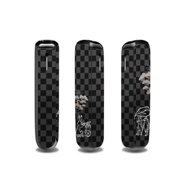 プルームオーラ専用の着せ替えステッカーです。他の人と差をつけたいけどパネルを買うほどでもない・・・ステッカーをペタンと貼るだけで簡単におしゃれしたい！そんな人におすすめです。ユニークなテイストの鳥獣戯画イラスト入りの和風ステッカーで、あなた...