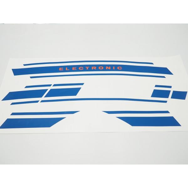 vespa ET3のデカールセットです。剥がれの補修にいかがでしょうか。発送の際は転写シート付きでお送りします。※ご覧いただいている環境で、色合い等が画面と現物で多少異なる場合がございます。また商品に若干ホコリが乗っている場合がございます。...