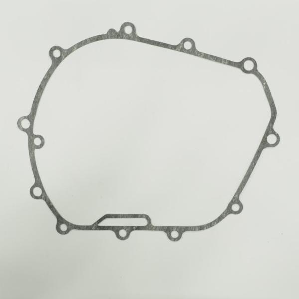 適合車種：KTM 200 DUKE使用箇所：クラッチエンジンカバー厚み：約0.5mm社外品です。お送りするのはガスケットのみです。日本バルカー工業製のシートを使用しています。品質はプロショップお墨付きです。素材の色が予告なく変更される場合が...