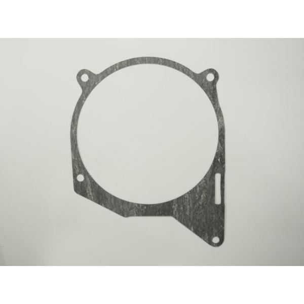 適合車種：RG50E使用箇所：マグネットカバー厚み：約0.5mm社外品です。メーカー品番：11483-46100-000(旧品番：11483-46100)に適合します。日本バルカー工業製のシートを使用しています。品質はプロショップお墨付きで...