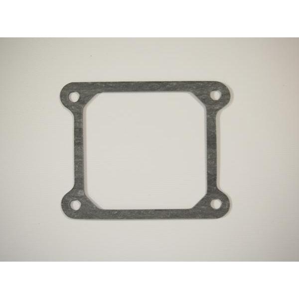 適合車種：TZR125型式：3TY1-4使用箇所：キャブインテーク厚み：約1.0mm社外品です。メーカー品番：1KT-13621-01(旧品番：1KT-13621-00)に適合します。日本バルカー工業製のシートを使用しています。品質はプロシ...