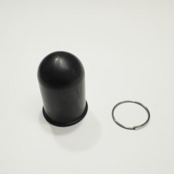 サイドパネルハンドル内部のスプリング部分にかぶせるカバーです。無くても良いかなと思うような部分ですが、付いてると嬉しい物でもあります。片側1個分です。ゴムとクリップのセットです。