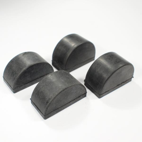 ランブレッタのボルトインタイプのフォークバッファーです。 上側が25mm、下側が20mmというサイズの3型ディスクフォーク用です。フォークOHの際には必ず交換しておきたい部分です。 車両も古い車両なので、分解した際入っていた物と同じサイズの...