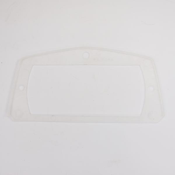 GP/DLのテールレンズ部分のガスケットです。半透明の樹脂製です。見えない部分ですが、casa lambretta製で造りも良いです。 振動等のよるレンズ割れや、水の侵入が軽減されます。元々入っていないという車両も多い部分です。レストア中の...