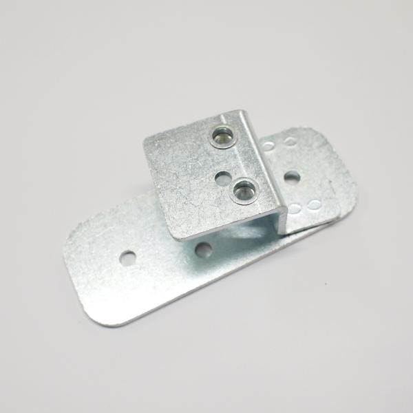 3型に使えるCasatronic/Varitronic用のCDIブラケットです。穴ピッチがDUCATIのVESPAタイプのCDIと違うので、よく見かけるブラケットはCasatronic/Varitronicには使用できません。このブラケット...