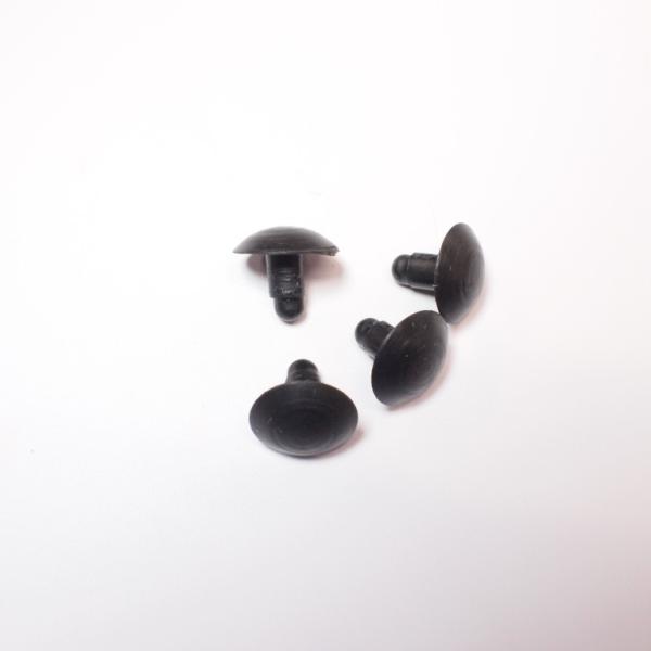 casa Lambretta製のLui系リアフレームグロメットです。4個セットです。後部の穴をふさぐためのプラグです。キャリア等を付けていればいいのですが、何もついていない場合は穴があいたままになってしまいます。