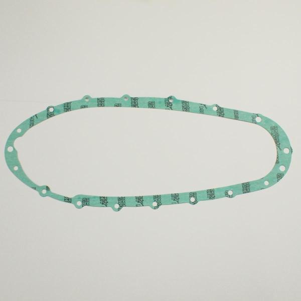 ランブレッタのエンジンカバーのガスケットです。一般グレードの素材が使われている物ですが、ATHENAの物で価格は安くても普通に使えるガスケットです。開けたときに破れやすいガスケットなので、スペアに持っていても重宝する部品です。