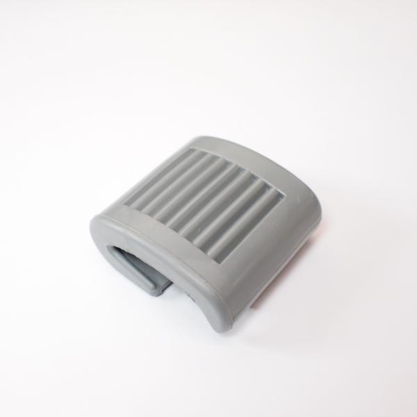 ランブレッタ1/2/3型のキックスタートラバーです。1型はオリジナルが付いている場合、この商品よりも切欠きを大きくする必要があり、少し切らないと付かない車両もあります。ご注意願います。CASAの物はインド、東南アジアの物と比べ造りも良いので...