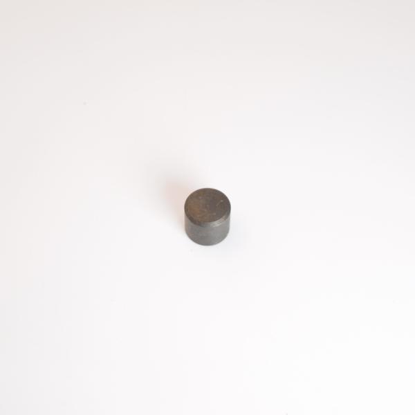 Li系クラッチのセンターに付いているパッドです。SILの物ですが、この部品は他の物がなかなか無いですし、SILの物でも十分使えるレベルの物です。細かな部品ですが意外と手に入れにくい部品です。紛失してしまった方等に。