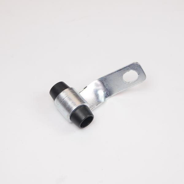 錆びやすいパーツですし、樹脂の部分が抜けてしまいっている車両も多い部分です。フロントフェンダー部分についているパーツです。純正品番 20973004 の互換品です。casa Lambretta製のパーツです。レストア中の方にもおすすめです。