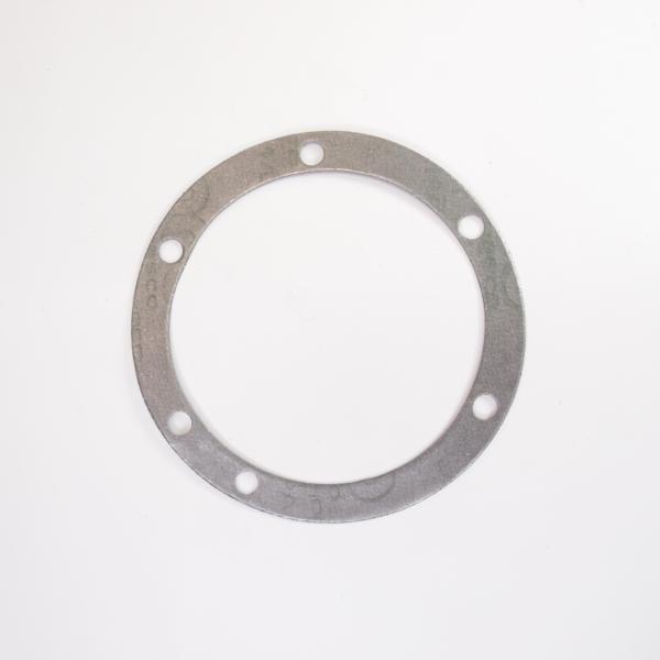 ランブレッタJ系、VEGA、Cometaのマグハウジングガスケットです。厚みは0.6mm程です。3速、4速共通です。エンジンOH、マグハウジング脱着時には交換しておきたくなるパーツです。