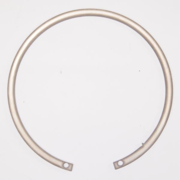 VD VL VS1-5 VDTS等 ワイドフレームの強化タイプのサークリップです。レーザー加工品ということもあり、スタートエンドの部分に突起が出てしまっています。当たる場合は削って使用してください。純正品番 21148 の互換品です。キック...