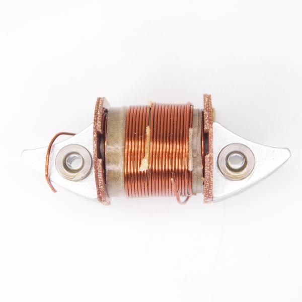 ライティングコイルです。純正品番 09T5 - 91413 - 98365 - 156876 - 101734 (PIAGGIO) LU 131/s - LU 131/s (CEAB) の互換品です。90、125Primaveraタイプのコ...
