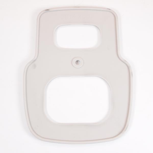 SIEM製の旧型テール用のベースガスケットです。染み、汚れありますが、使用上は問題のない物です。同系の旧型テール全般に使用できます。純正品番 071193 の互換品です。劣化で交換時期の方に。