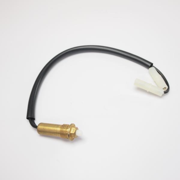 ベスパ セル付きPKモデルに使用されているスターターのセキュリティスイッチです。純正品番 232204 です。PK50XL/N/AUTOMATICAに使用できるサイズです。メーカー廃番品で、現在入手しにくくなっているスイッチです。予備にもお...