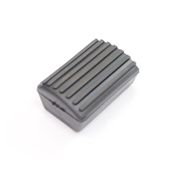 スプリント等のVBA〜Rallyまであたりで使用されているブレーキに使用できるゴムです。 裏の刻印でわかると思いますが、造りは良いです。トランスルーセントグリーンなのですが、ほぼ黒にしか見えないです。サイズはW38ｘD28ｘH20mmくらい...