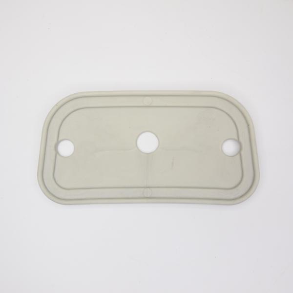 SIEMのVM2/VN/VNA/VL/VB/GS VS1-3 テール用のベースガスケットです。ガスケットの大きさは、約幅126mm、高さ65mmくらいです。染み、汚れありますが、使用上は問題のない物です。同系のテール全般に使用できます。純正...