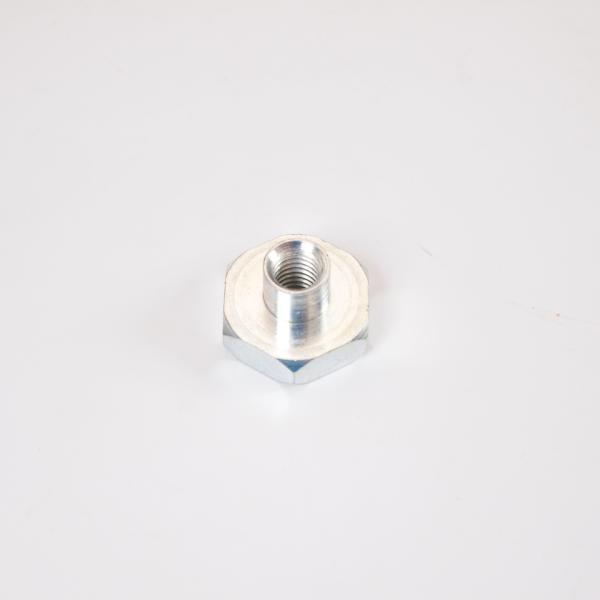 ベスパ VNA、VBB等に使用できる亜鉛メッキのホイールナットです。サイズはAF22mm、高さ15mm、ネジ径はM8、スリーブ高さ8mm、径10mmくらいです。 錆びやすい部分ですし、特殊な形状ですので代用が出来る部品も探しにくいパーツです...