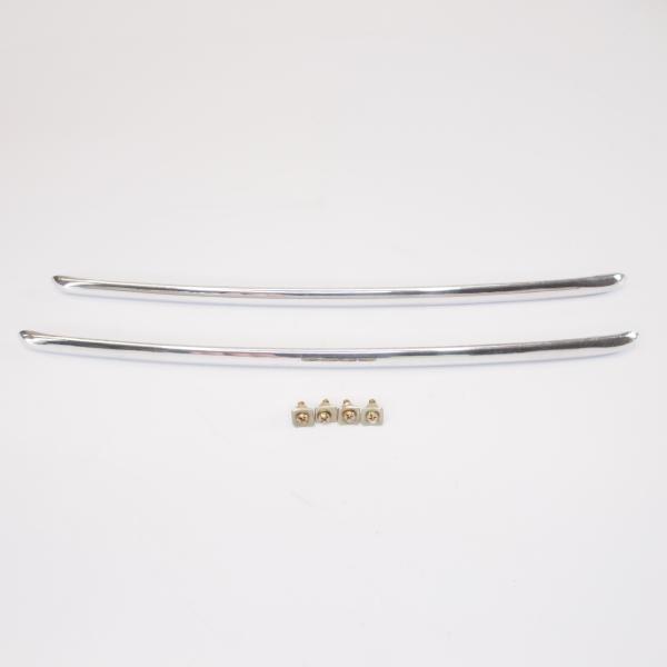 GTR、Sprint、Super、180SS等のフェンダートリムのリプロ品です。正直にいうと、裏面を見てしまうと造りはあまりよくありません。ですが表面の見た目はご覧の通り悪くは無いです。装着してしまえばある程度気にならないくらいの見た目です...