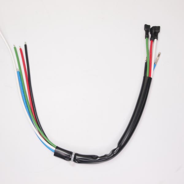 BGMのステータープレート用のハーネスです。安価で高品質なので人気のケーブルです。全長は白が45cmくらい、青が33cmくらい、黒が36cmくらい、赤、緑は40cmくらいです。5wireの車両に使用できます。1984年以降のPX系車両に使え...