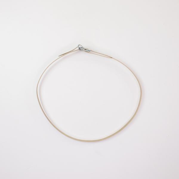 エアクリーナーホースも留めれる5x300mmのメタルストラップです。ワイドフレーム、ラージフレームのエアクリーナーホース、ケーブルストラップとしても使用されている物です。MAURO PASCOLIの物で、品番 T10920 です。純正品番 ...